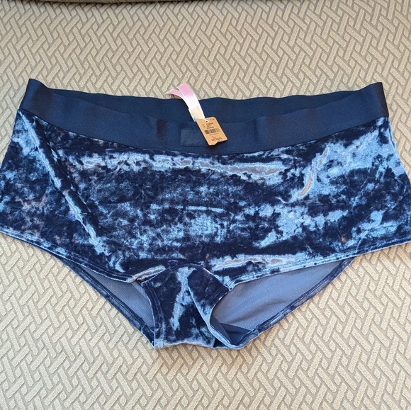 Victoria S Secret Intimates Sleepwear Victorias Secret Velvet